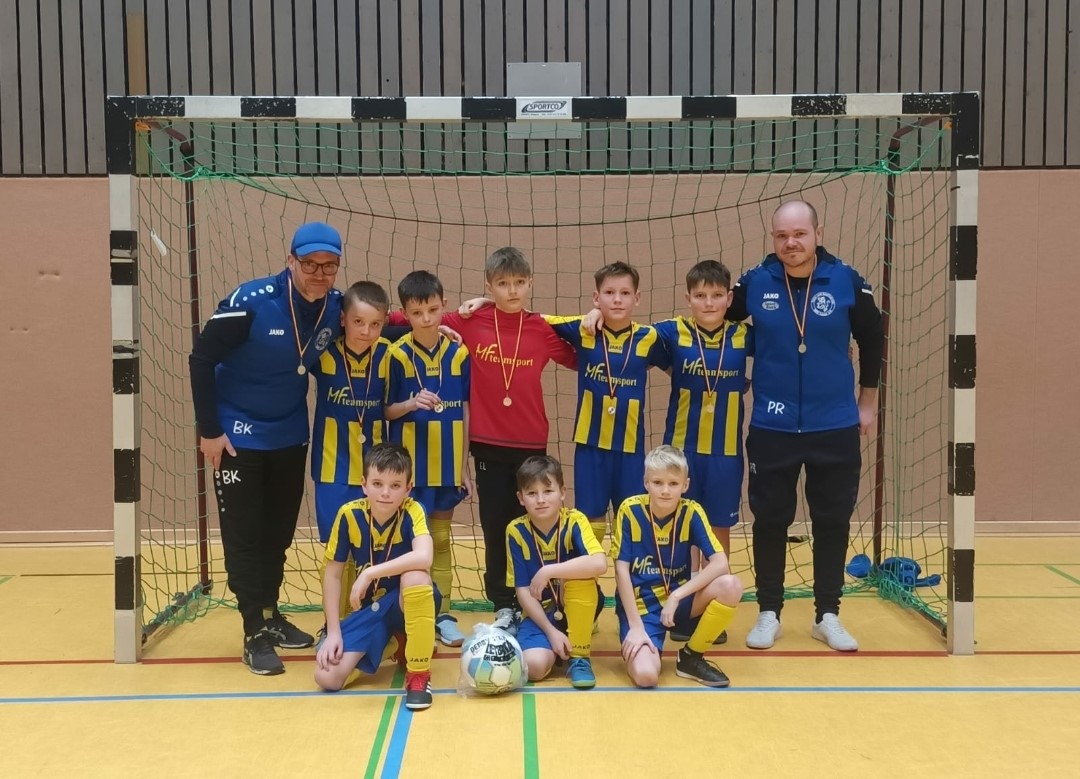 Die E-Jugend ist Vize-Hallenkreismeister - TSV 1900 Lenne e.V.